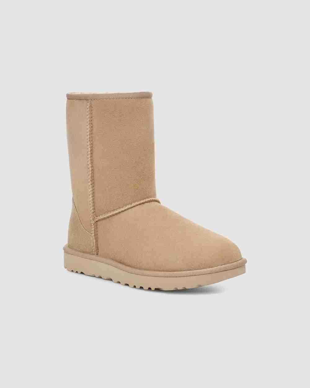 Classic Short II Sand | UGG