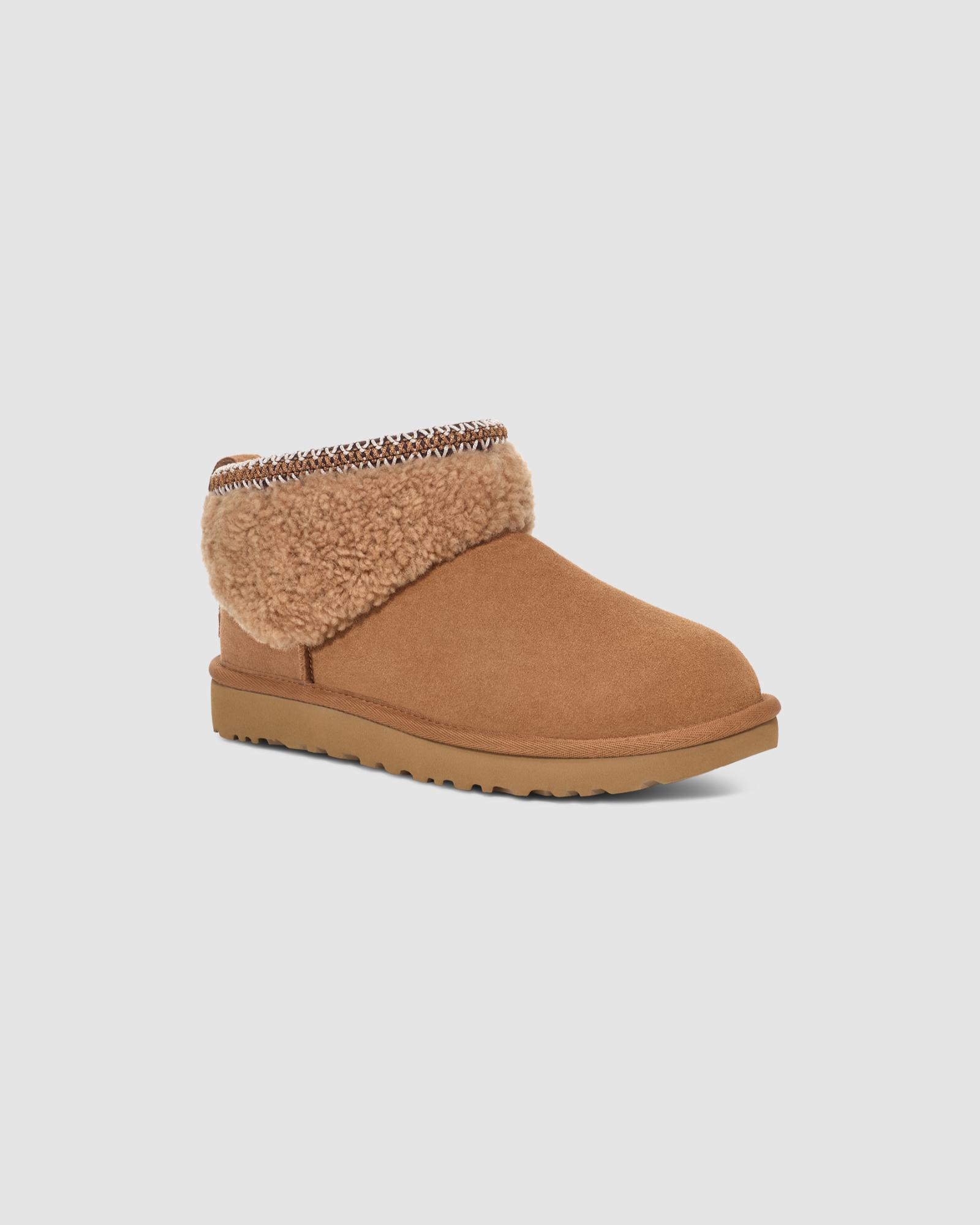 Women's Classic Ultra Mini Maxi Curly Boot in Chestnut | UGG